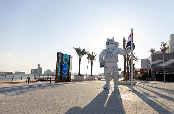 Yas Bay Waterfront: The Ultimate Dining and Nightlife Destination