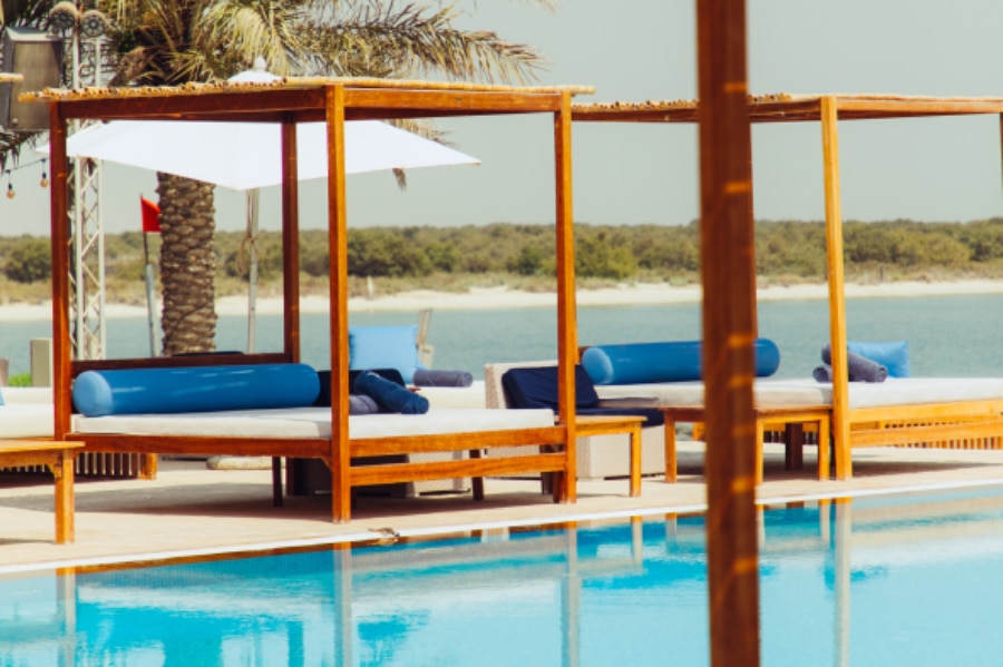 Yas Beach - Idyllic Escape for Water Sport Enthusiasts and Families